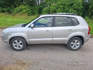 Pelēks Hyundai Tucson 2008 Paide, ar dzinēja tilpumu 2.00 L un nobraukumu 302 tūkst. km par 4499 €, foto 7 vietnē AUTOMOTO.COM.LV