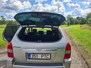 Pelēks Hyundai Tucson 2008 Paide, ar dzinēja tilpumu 2.00 L un nobraukumu 302 tūkst. km par 4499 €, foto 13 vietnē AUTOMOTO.COM.LV