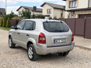 Pelēks Hyundai Tucson 2008 Viļņa, ar dzinēja tilpumu 1.99 L un nobraukumu 289 tūkst. km par 2150 €, foto 7 vietnē AUTOMOTO.COM.LV