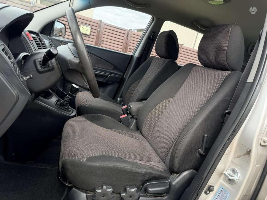 Pelēks Hyundai Tucson 2008 Viļņa, ar dzinēja tilpumu 1.99 L un nobraukumu 289 tūkst. km par 2150 €, foto 11 vietnē AUTOMOTO.COM.LV