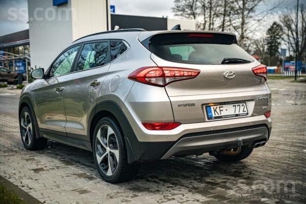 Grey Hyundai Tucson 2015 in Riga, with an engine capacity of 2.00 L and mileage of 0 thousand km for 11590 €, photo 6 on AUTOMOTO.COM.LV