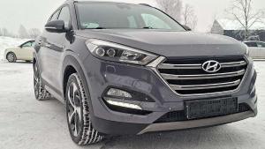 Pelēks Hyundai Tucson 2015 Kauņa, ar dzinēja tilpumu 1.59 L un nobraukumu 201 tūkst. km par 12000 €, foto 5 vietnē AUTOMOTO.COM.LV