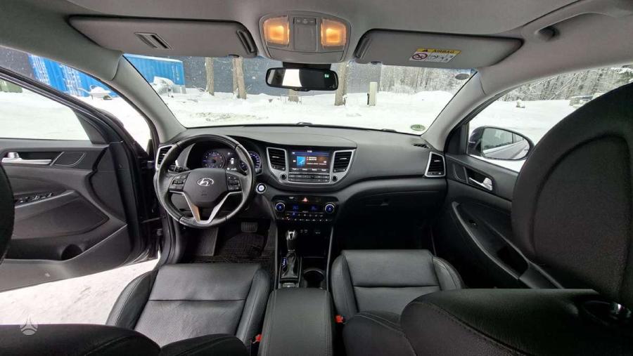 Pelēks Hyundai Tucson 2015 Kauņa, ar dzinēja tilpumu 1.59 L un nobraukumu 201 tūkst. km par 12000 €, foto 19 vietnē AUTOMOTO.COM.LV