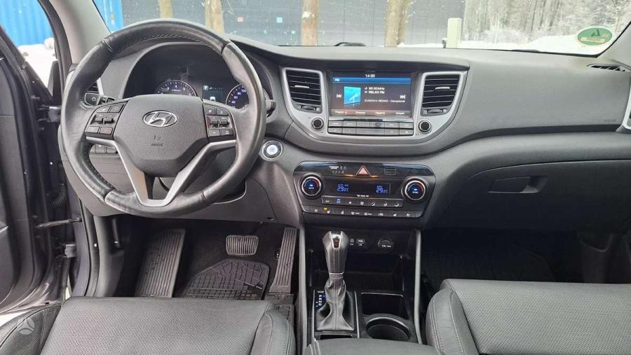 Pelēks Hyundai Tucson 2015 Kauņa, ar dzinēja tilpumu 1.59 L un nobraukumu 201 tūkst. km par 12000 €, foto 21 vietnē AUTOMOTO.COM.LV