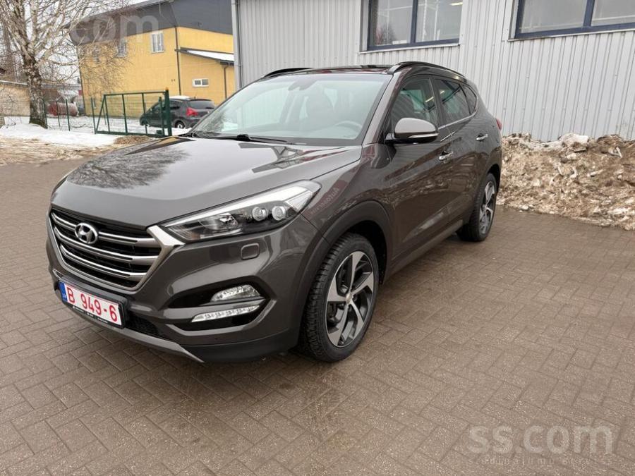 Pelēks Hyundai Tucson 2015 Talsi, ar dzinēja tilpumu 2.00 L un nobraukumu 225 tūkst. km par 12970 €, foto 1 vietnē AUTOMOTO.COM.LV