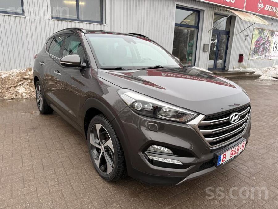 Pelēks Hyundai Tucson 2015 Talsi, ar dzinēja tilpumu 2.00 L un nobraukumu 225 tūkst. km par 12970 €, foto 4 vietnē AUTOMOTO.COM.LV