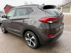 Pelēks Hyundai Tucson 2015 Talsi, ar dzinēja tilpumu 2.00 L un nobraukumu 225 tūkst. km par 12970 €, foto 6 vietnē AUTOMOTO.COM.LV