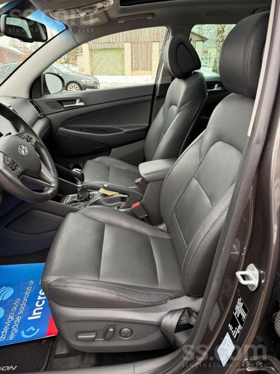 Pelēks Hyundai Tucson 2015 Talsi, ar dzinēja tilpumu 2.00 L un nobraukumu 225 tūkst. km par 12970 €, foto 10 vietnē AUTOMOTO.COM.LV