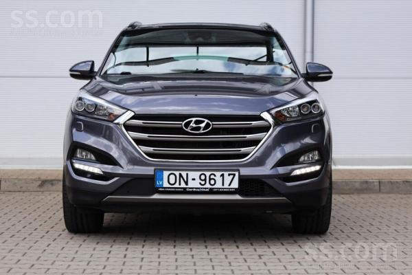 Grey Hyundai Tucson 2015 in Riga, with an engine capacity of 1.60 L and mileage of 0 thousand km for 12495 €, photo 3 on AUTOMOTO.COM.LV