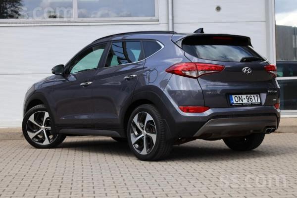 Grey Hyundai Tucson 2015 in Riga, with an engine capacity of 1.60 L and mileage of 0 thousand km for 12495 €, photo 5 on AUTOMOTO.COM.LV