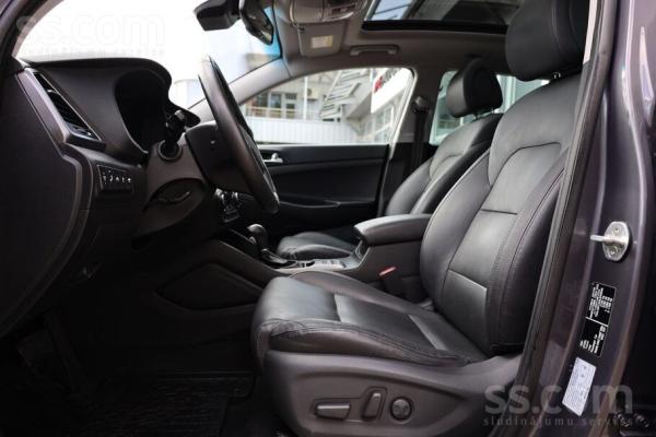 Grey Hyundai Tucson 2015 in Riga, with an engine capacity of 1.60 L and mileage of 0 thousand km for 12495 €, photo 10 on AUTOMOTO.COM.LV