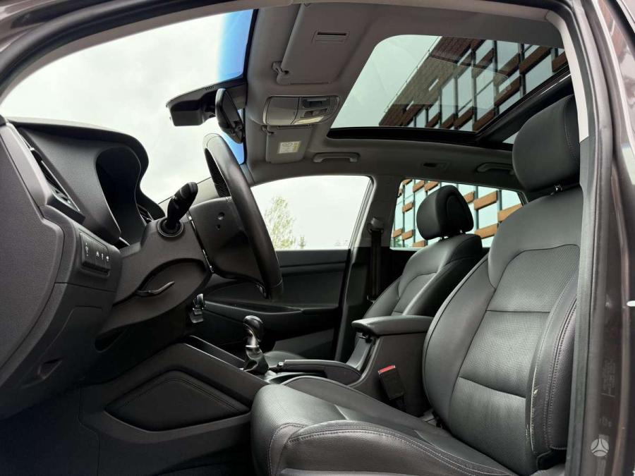 Pelēks Hyundai Tucson 2015 Kauņa, ar dzinēja tilpumu 2.00 L un nobraukumu 180 tūkst. km par 12290 €, foto 8 vietnē AUTOMOTO.COM.LV