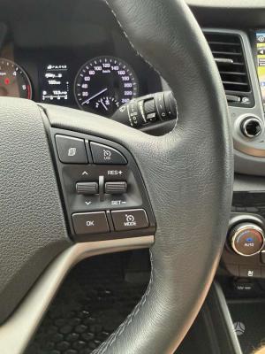 Pelēks Hyundai Tucson 2015 Kauņa, ar dzinēja tilpumu 2.00 L un nobraukumu 180 tūkst. km par 12290 €, foto 15 vietnē AUTOMOTO.COM.LV