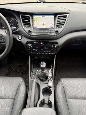 Pelēks Hyundai Tucson 2015 Kauņa, ar dzinēja tilpumu 2.00 L un nobraukumu 180 tūkst. km par 12290 €, foto 18 vietnē AUTOMOTO.COM.LV
