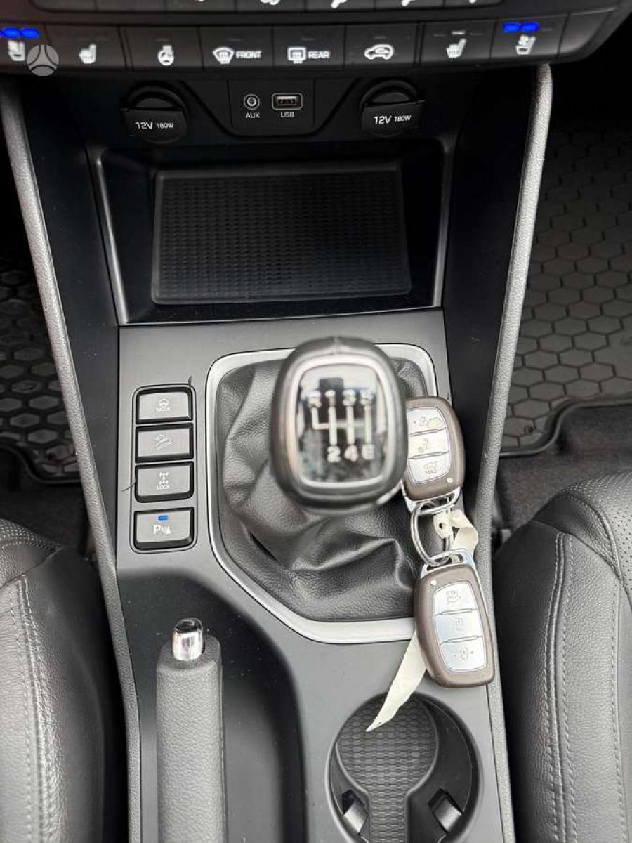 Pelēks Hyundai Tucson 2015 Kauņa, ar dzinēja tilpumu 2.00 L un nobraukumu 180 tūkst. km par 12290 €, foto 23 vietnē AUTOMOTO.COM.LV