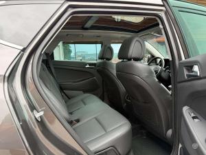 Pelēks Hyundai Tucson 2015 Kauņa, ar dzinēja tilpumu 2.00 L un nobraukumu 180 tūkst. km par 12290 €, foto 27 vietnē AUTOMOTO.COM.LV