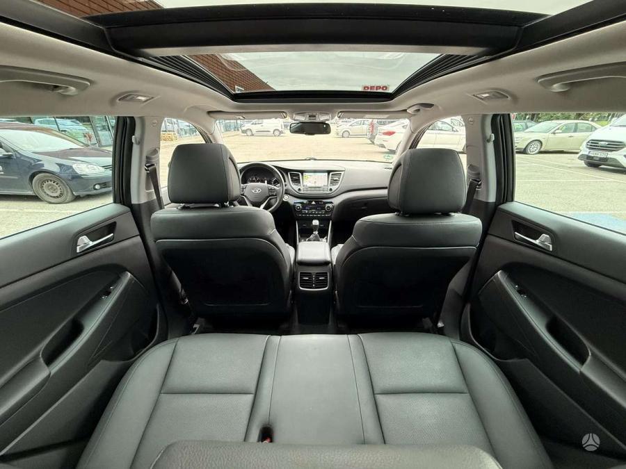 Pelēks Hyundai Tucson 2015 Kauņa, ar dzinēja tilpumu 2.00 L un nobraukumu 180 tūkst. km par 12290 €, foto 29 vietnē AUTOMOTO.COM.LV