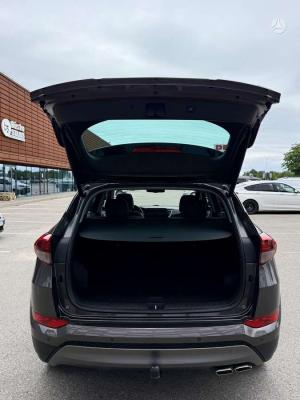 Pelēks Hyundai Tucson 2015 Kauņa, ar dzinēja tilpumu 2.00 L un nobraukumu 180 tūkst. km par 12290 €, foto 31 vietnē AUTOMOTO.COM.LV