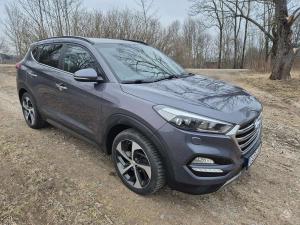 Pelēks Hyundai Tucson 2015 Viļņa, ar dzinēja tilpumu 2.00 L un nobraukumu 160 tūkst. km par 11900 €, foto 3 vietnē AUTOMOTO.COM.LV