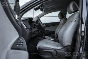 Grey Hyundai Tucson 2015 in Riga, with an engine capacity of 2.00 L and mileage of 259 thousand km for 9990 €, photo 10 on AUTOMOTO.COM.LV