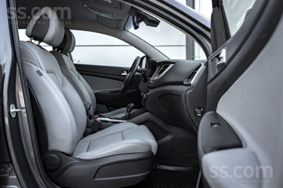 Grey Hyundai Tucson 2015 in Riga, with an engine capacity of 2.00 L and mileage of 259 thousand km for 9990 €, photo 11 on AUTOMOTO.COM.LV