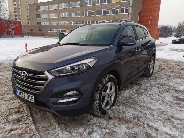 Grey Hyundai Tucson 2016 in Kaunas, with an engine capacity of 2.00 L and mileage of 178 thousand km for 13600 €, photo 3 on AUTOMOTO.COM.LV