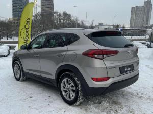 Grey Hyundai Tucson 2016 in Vilnius, with an engine capacity of 1.69 L and mileage of 187 thousand km for 11900 €, photo 7 on AUTOMOTO.COM.LV