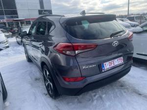 Grey Hyundai Tucson 2016 in Taurage, with an engine capacity of 1.69 L and mileage of 17 thousand km for 11900 €, photo 3 on AUTOMOTO.COM.LV