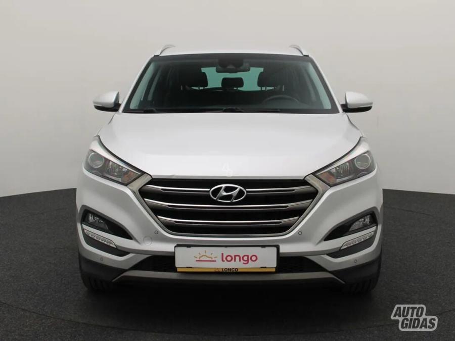 Pelēks Hyundai Tucson 2016 Viļņa, ar dzinēja tilpumu 1.70 L un nobraukumu 130 tūkst. km par 13899 €, foto 3 vietnē AUTOMOTO.COM.LV