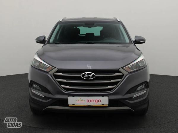 Pelēks Hyundai Tucson 2016 Viļņa, ar dzinēja tilpumu 1.70 L un nobraukumu 133 tūkst. km par 12999 €, foto 3 vietnē AUTOMOTO.COM.LV