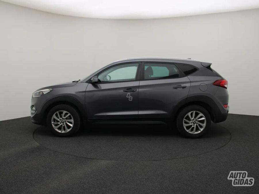Pelēks Hyundai Tucson 2016 Viļņa, ar dzinēja tilpumu 1.70 L un nobraukumu 133 tūkst. km par 12999 €, foto 7 vietnē AUTOMOTO.COM.LV