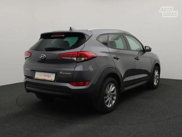 Pelēks Hyundai Tucson 2016 Viļņa, ar dzinēja tilpumu 1.70 L un nobraukumu 133 tūkst. km par 12999 €, foto 8 vietnē AUTOMOTO.COM.LV