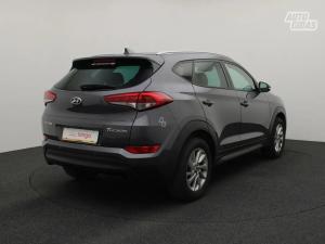 Pelēks Hyundai Tucson 2016 Viļņa, ar dzinēja tilpumu 1.70 L un nobraukumu 133 tūkst. km par 12999 €, foto 9 vietnē AUTOMOTO.COM.LV
