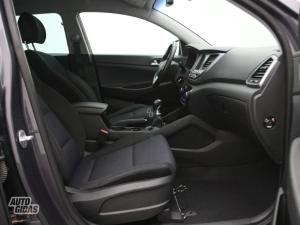 Pelēks Hyundai Tucson 2016 Viļņa, ar dzinēja tilpumu 1.70 L un nobraukumu 133 tūkst. km par 12999 €, foto 15 vietnē AUTOMOTO.COM.LV