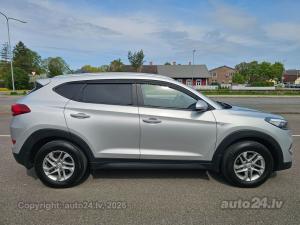 Pelēks Hyundai Tucson 2016 Paide, ar dzinēja tilpumu 1.60 L un nobraukumu 159 tūkst. km par 10900 €, foto 8 vietnē AUTOMOTO.COM.LV