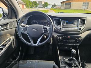 Pelēks Hyundai Tucson 2016 Paide, ar dzinēja tilpumu 1.60 L un nobraukumu 159 tūkst. km par 10900 €, foto 10 vietnē AUTOMOTO.COM.LV