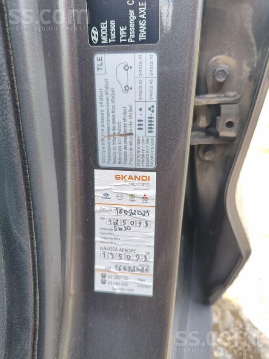 Pelēks Hyundai Tucson 2016 Liepāja, ar dzinēja tilpumu 1.60 L un nobraukumu 132 tūkst. km par 9500 €, foto 6 vietnē AUTOMOTO.COM.LV