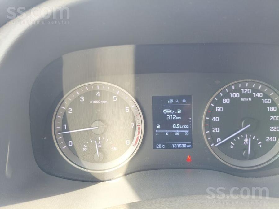 Pelēks Hyundai Tucson 2016 Liepāja, ar dzinēja tilpumu 1.60 L un nobraukumu 132 tūkst. km par 9500 €, foto 7 vietnē AUTOMOTO.COM.LV