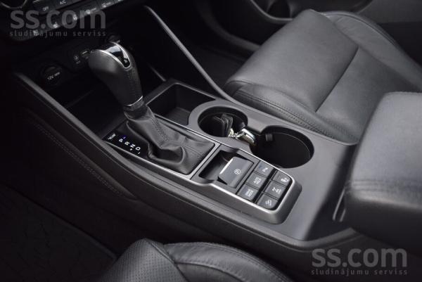 Pelēks Hyundai Tucson 2016 Rīga, ar dzinēja tilpumu 2.00 L un nobraukumu 143 tūkst. km par 13900 €, foto 5 vietnē AUTOMOTO.COM.LV