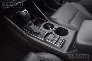 Grey Hyundai Tucson 2016 in Riga, with an engine capacity of 2.00 L and mileage of 143 thousand km for 13900 €, photo 6 on AUTOMOTO.COM.LV