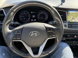 Pelēks Hyundai Tucson 2016 Viļņa, ar dzinēja tilpumu 2.00 L un nobraukumu 312 tūkst. km par 12500 €, foto 9 vietnē AUTOMOTO.COM.LV