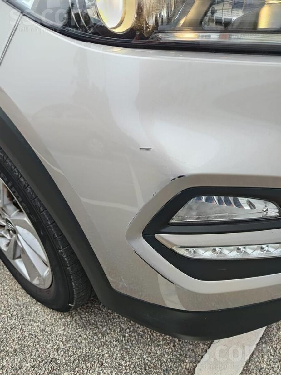 Grey Hyundai Tucson 2016 in Jurmala, with an engine capacity of 1.60 L and mileage of 145 thousand km for 9980 €, photo 10 on AUTOMOTO.COM.LV