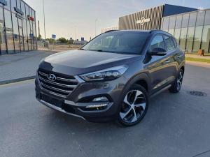 Grey Hyundai Tucson 2016 in Siauliai, with an engine capacity of 1.70 L and mileage of 221 thousand km for 12300 €, photo  on AUTOMOTO.COM.LV