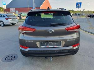 Pelēks Hyundai Tucson 2016 Šauļi, ar dzinēja tilpumu 1.70 L un nobraukumu 221 tūkst. km par 12300 €, foto 6 vietnē AUTOMOTO.COM.LV