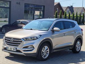 Grey Hyundai Tucson 2016 in Taurage, with an engine capacity of 1.69 L and mileage of 210 thousand km for 7300 €, photo  on AUTOMOTO.COM.LV