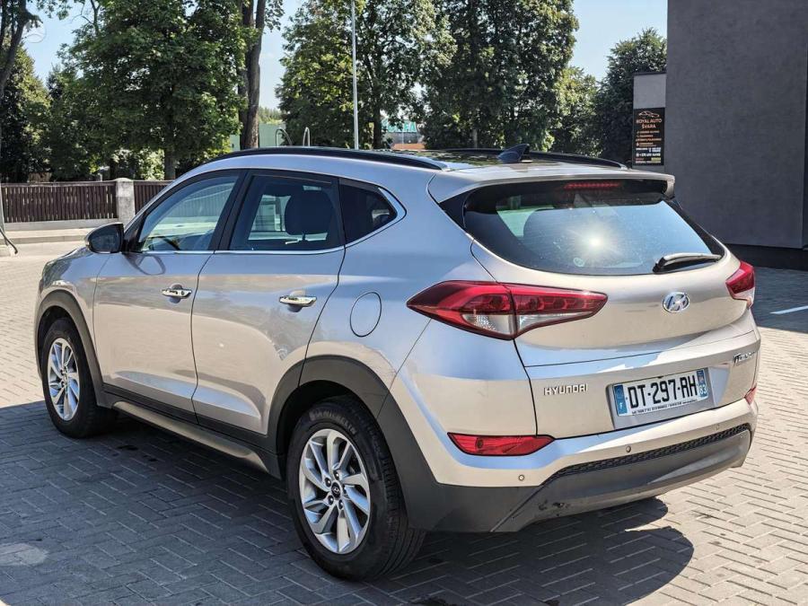 Pelēks Hyundai Tucson 2016 Tauragė, ar dzinēja tilpumu 1.69 L un nobraukumu 210 tūkst. km par 7300 €, foto 15 vietnē AUTOMOTO.COM.LV