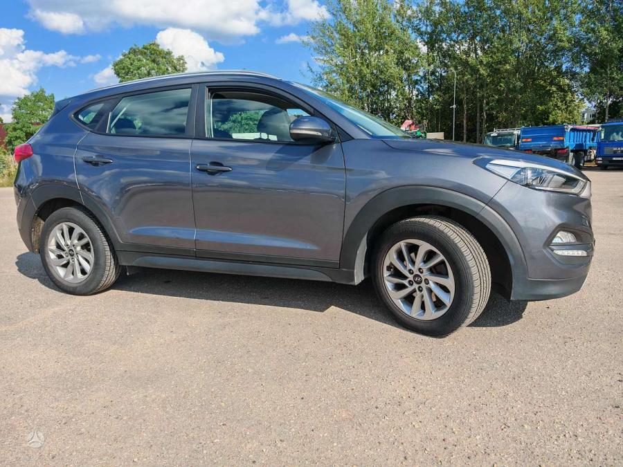 Pelēks Hyundai Tucson 2016 Kauņa, ar dzinēja tilpumu 1.69 L un nobraukumu 204 tūkst. km par 4200 €, foto 4 vietnē AUTOMOTO.COM.LV