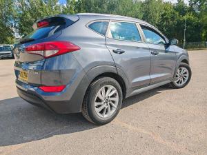Pelēks Hyundai Tucson 2016 Kauņa, ar dzinēja tilpumu 1.69 L un nobraukumu 204 tūkst. km par 4200 €, foto 6 vietnē AUTOMOTO.COM.LV