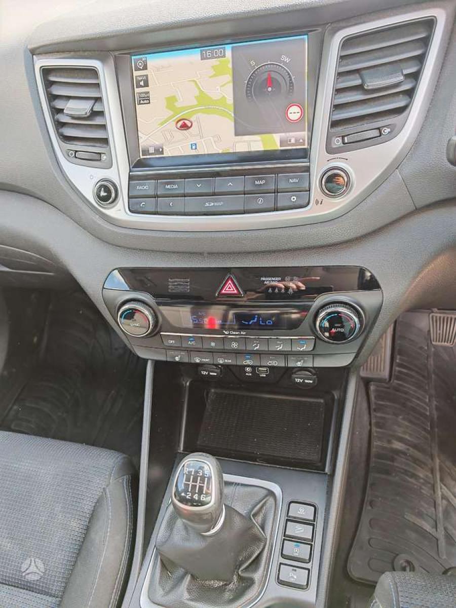 Pelēks Hyundai Tucson 2016 Kauņa, ar dzinēja tilpumu 1.69 L un nobraukumu 204 tūkst. km par 4200 €, foto 23 vietnē AUTOMOTO.COM.LV