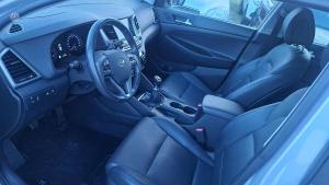 Pelēks Hyundai Tucson 2016 Kauņa, ar dzinēja tilpumu 1.59 L un nobraukumu 171 tūkst. km par 11700 €, foto 15 vietnē AUTOMOTO.COM.LV